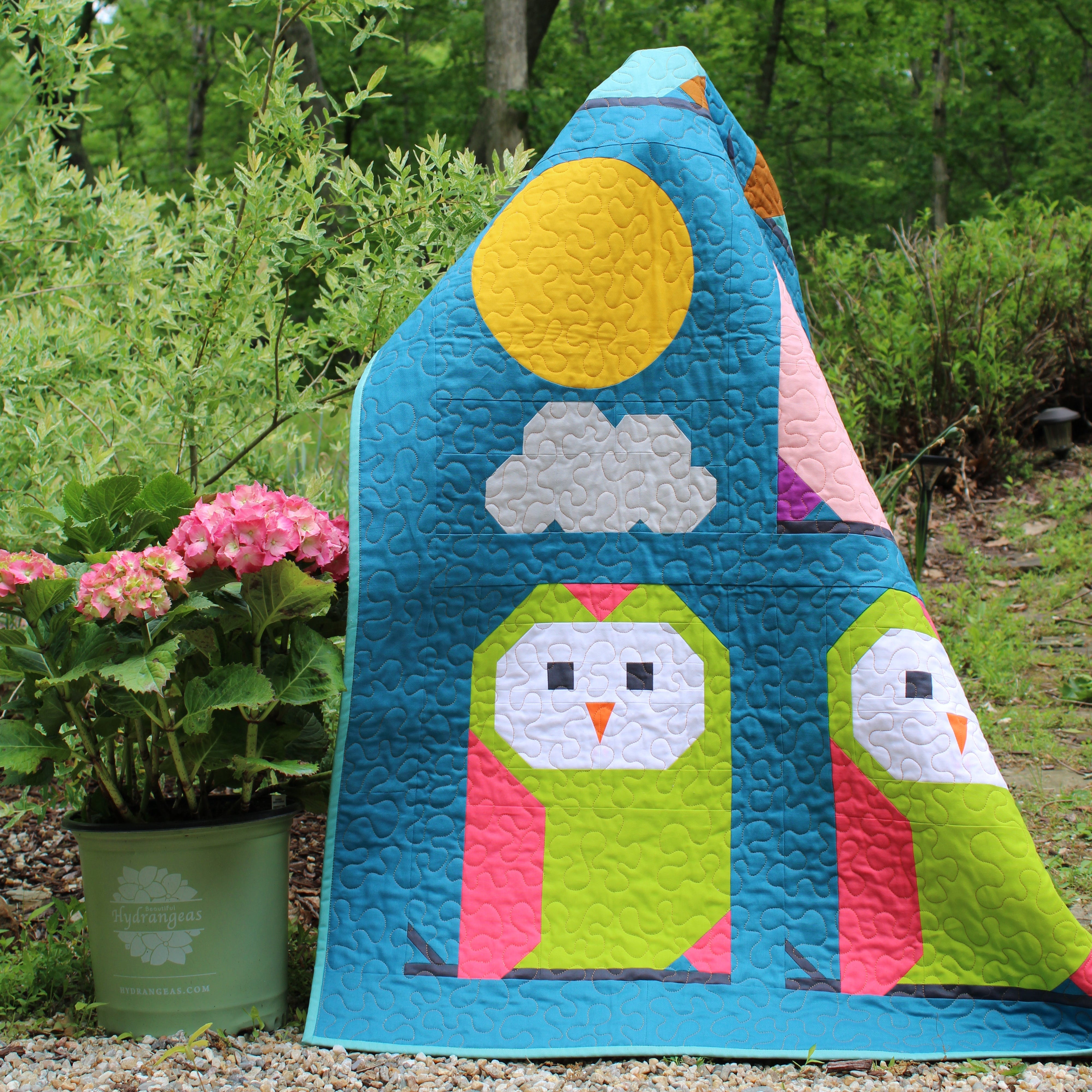 GHOST OWL (CRIB) - Kona Cotton version – Satomi Quilts